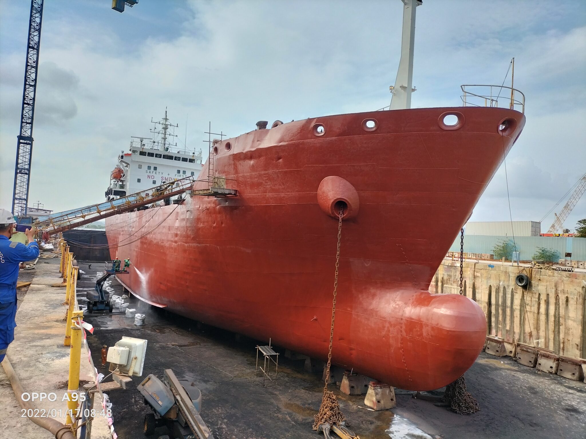 Agung Batamindo – Blasting, Painting & Ship Repair Batam