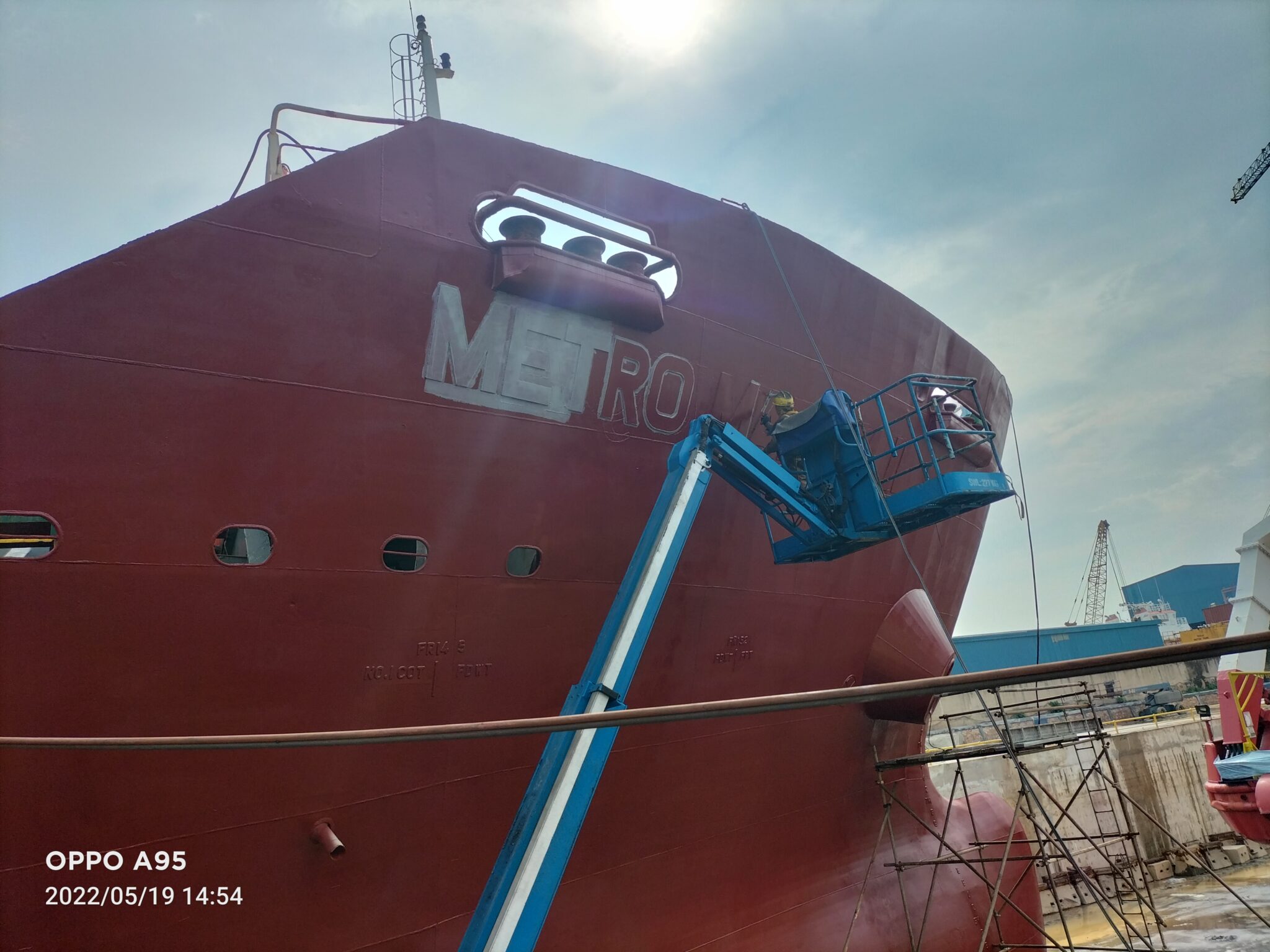 Agung Batamindo – Blasting, Painting & Ship Repair Batam